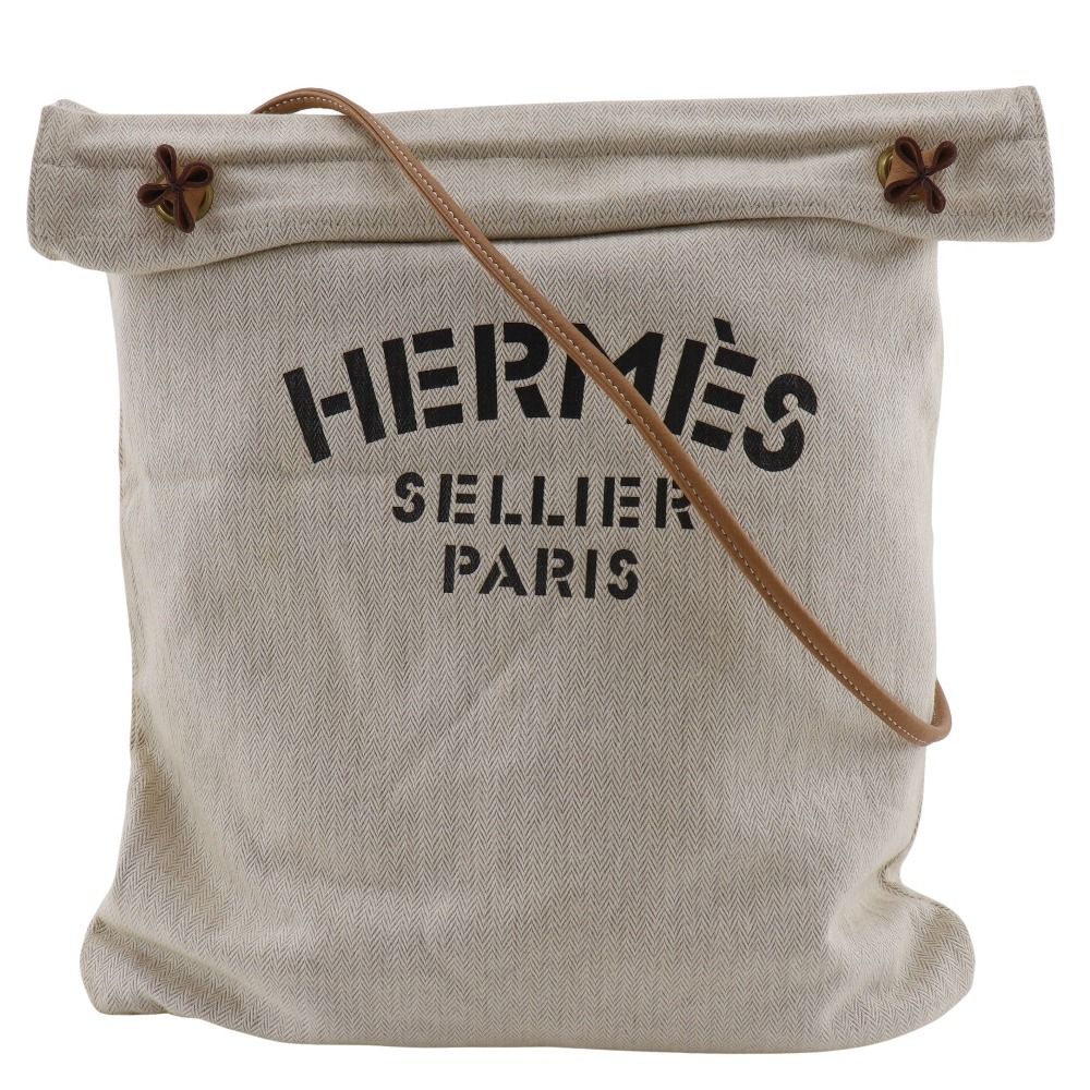 Pre-owned Hermès Alain GM shoulder bag in beige canvas. A4 size open. Unisex. | 日本二手精品 ｜ DOKODEMO